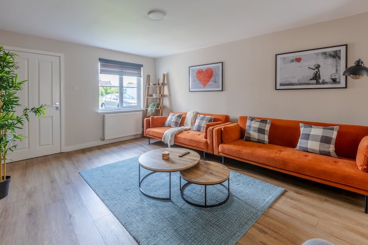 Modern 3 Bedroom Home In Glasgow - Glasgow