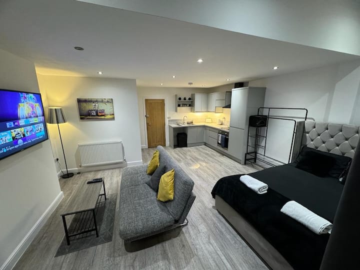 Lt - Studio Apartment - Leicester