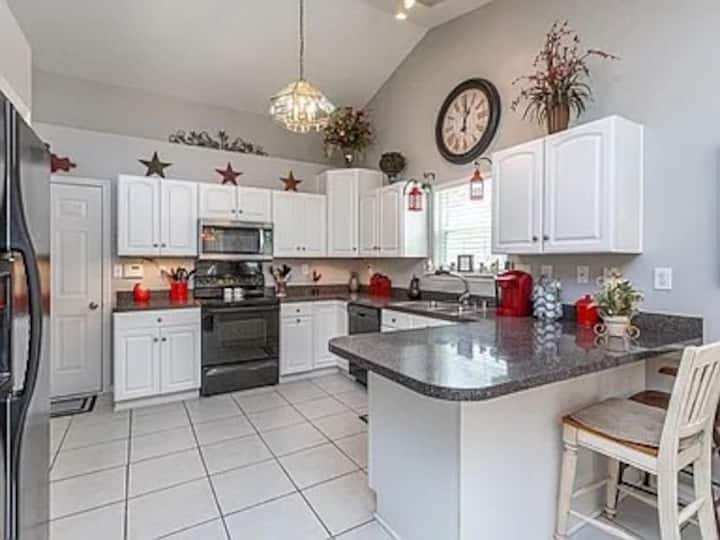Cozy Ranch In Masterson Park, 3br, 2ba - Lexington, KY