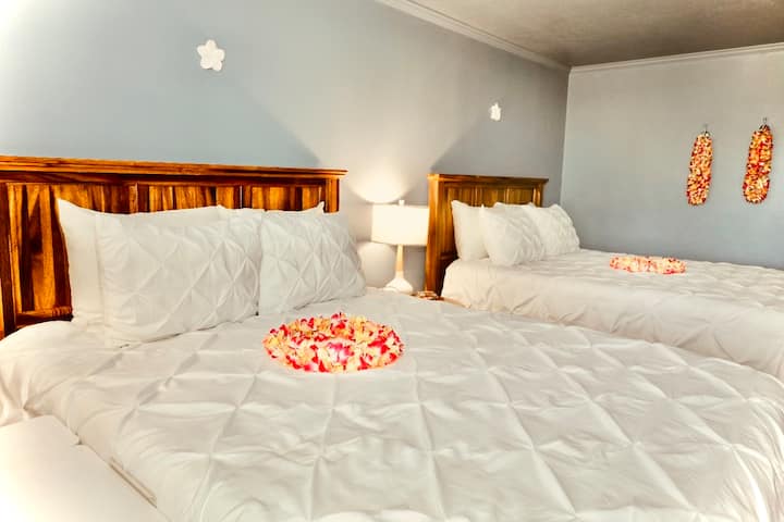 Two Queen Beds W Spectacular Views And Amenities - Kauai, HI