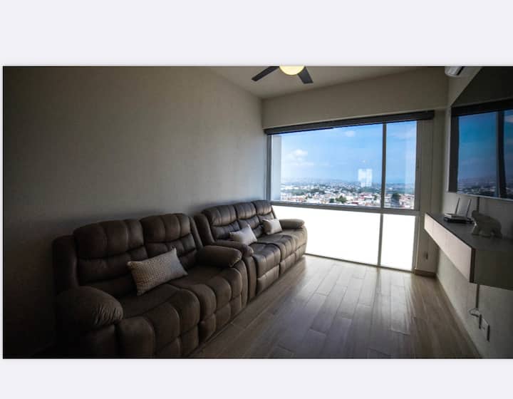 ¡Nuevo Depa De Lujo Con Alberca! - Guadalajara