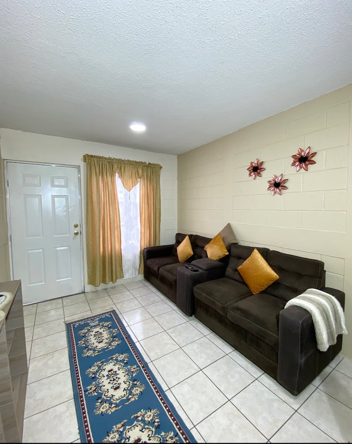 Casa Elena | Tu Descanso En Un Ambiente Tranquilo - Totonicapán