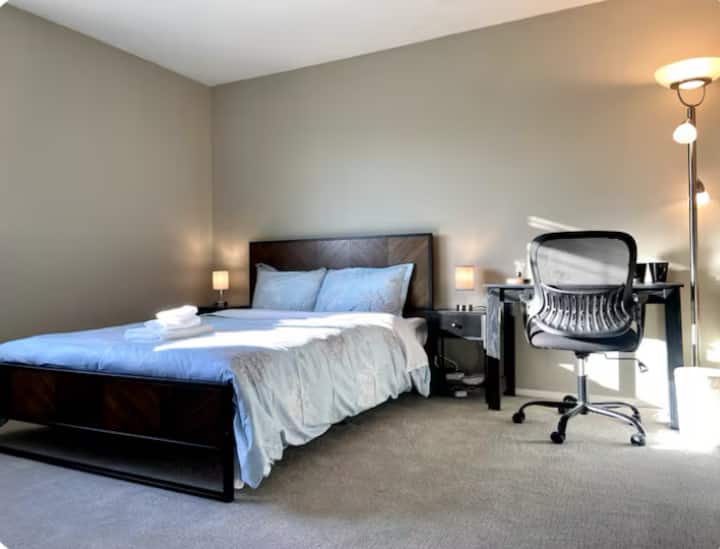 Golf Course Retreat, Private Bedroom& Private Bath - Temecula, CA