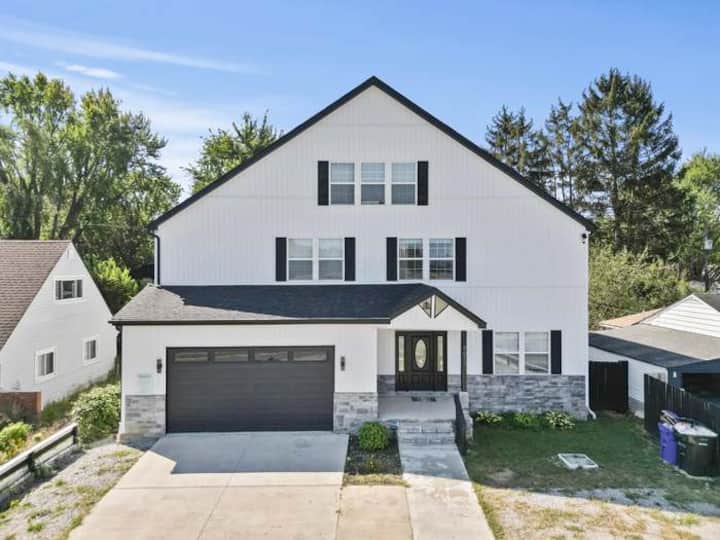 Top-notch Columbus Retreat W/on Demand Chef/driver - Columbus, OH