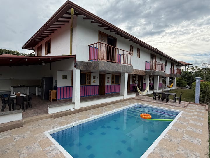 Country House Montenegro QuindÃo - Near Parcafé - Armenia, Colombia