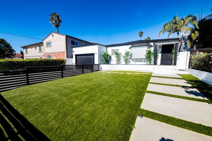 Coastal Luxe Home Private Hot Tub & Pickleball Crt - San Diego