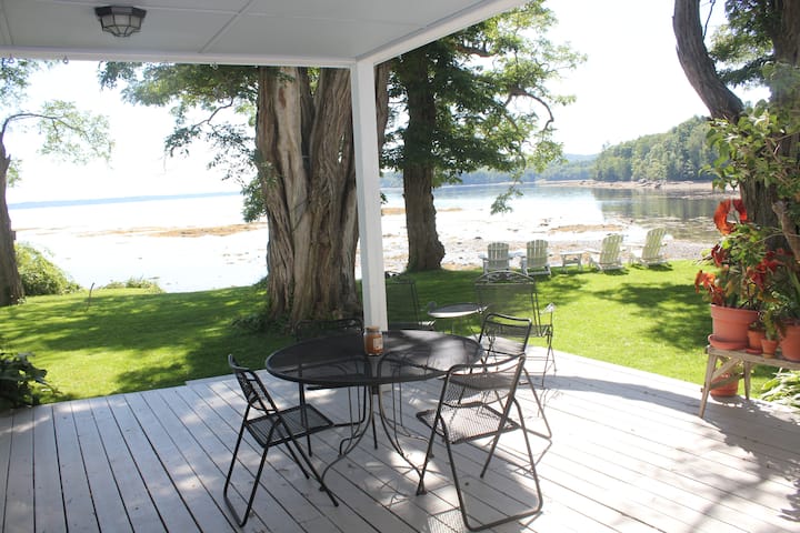 Spacious Oceanfront Home At Little River - Belfast, ME