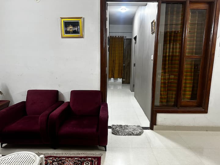 Stay At Living Studio - Kanpur