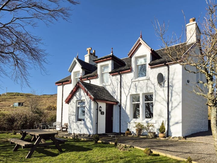 4 Bed In Isle Of Skye (Oc-ca363) - Dunvegan