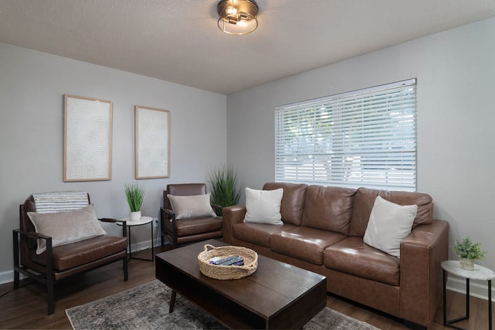 Oxford Condo~walk To Campus, The Grove & Starbucks - Oxford, MS