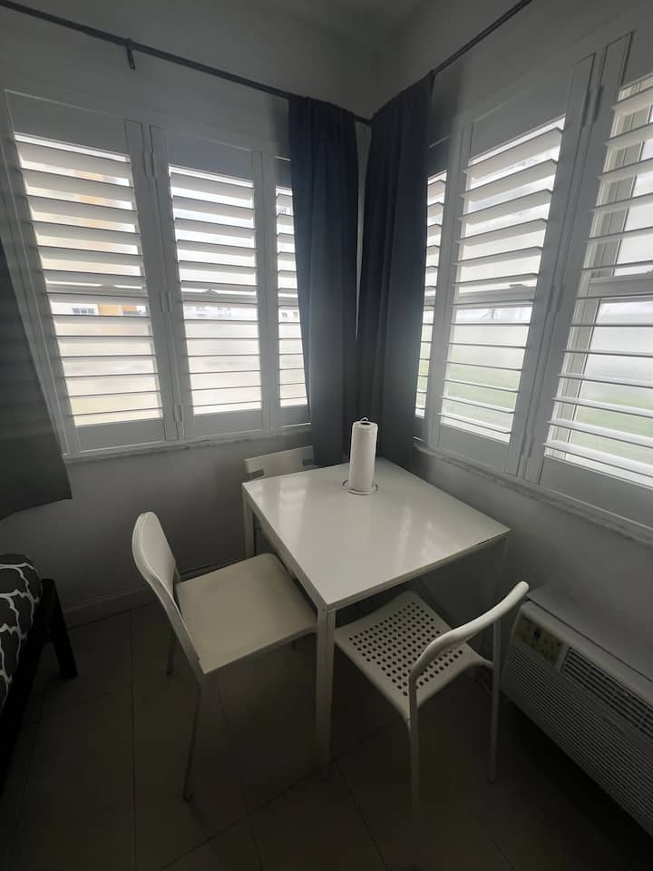 Studio Next To Beach  For 3 - Miami Beach