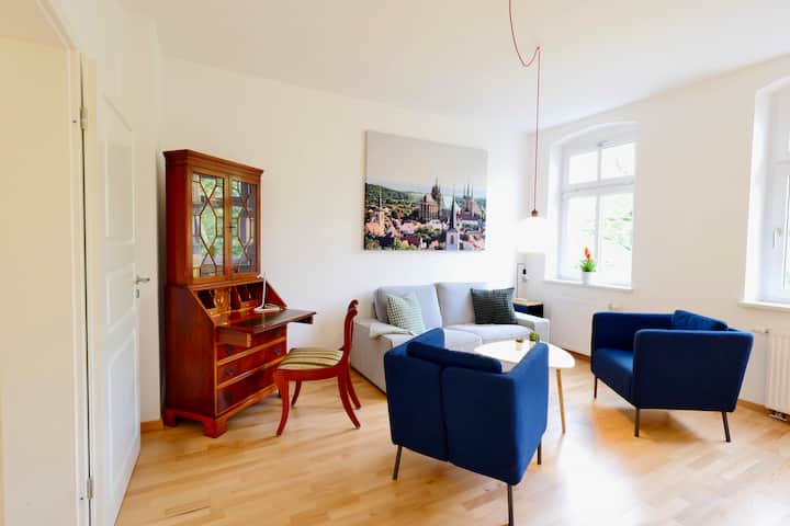 Altstadtjuwel Am Hospitalplatz - 3 Zimmer + Balkon - Erfurt