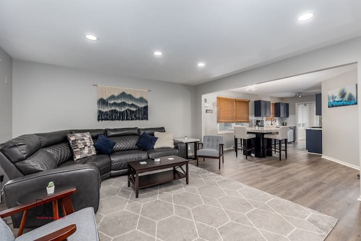Charming Home In Ottawa - Ottawa, IL