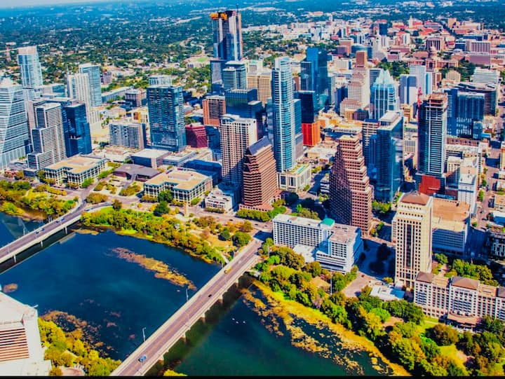 Condo In The Heart Of Downtown! - Austin, TX