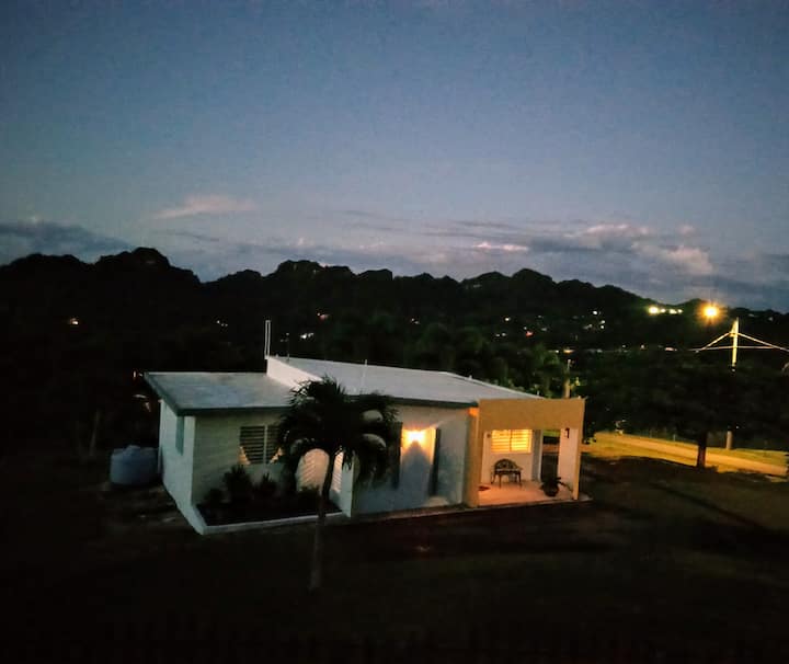 Casa De Campo En La Altura - Utuado