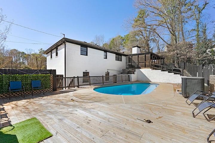 Heated Pool W/ 11 Beds Villa By Airport/downtown - Hartsfield-Jackson Atlanta Airport (ATL)