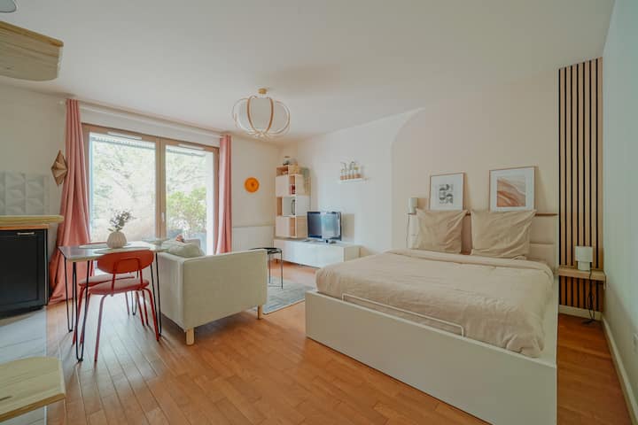 Studio Moderne Balcon Parking Proche Paris - Nanterre