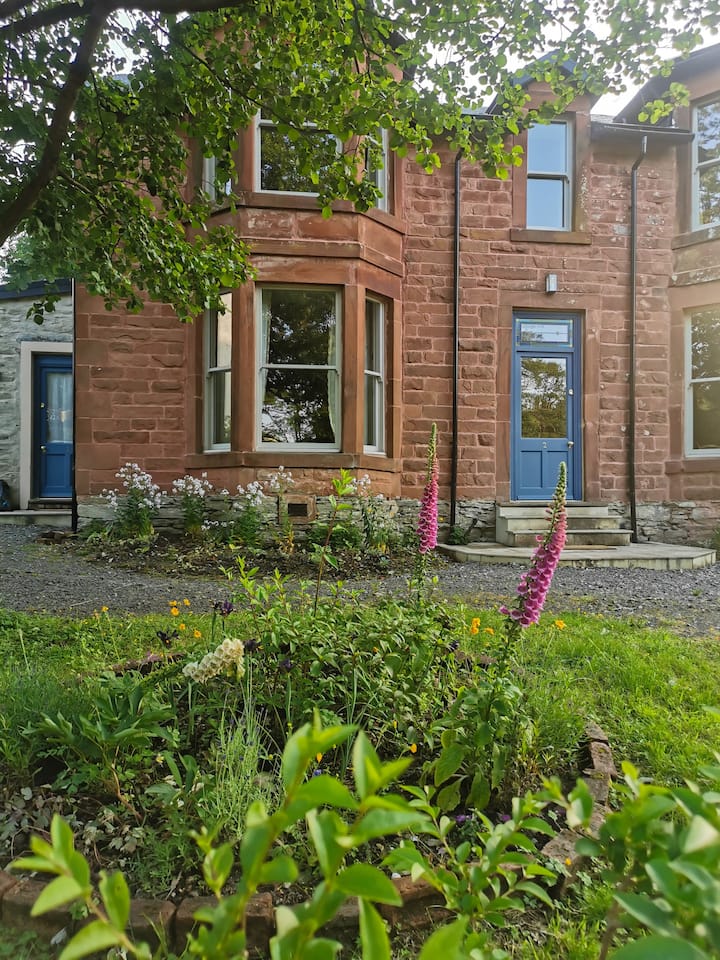 Jameswood Flat 2, A Beautifully Restored Home - Dunoon