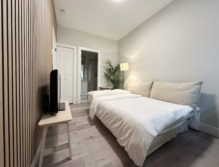 Cozy & Functional Private Guest Suite - 新西敏