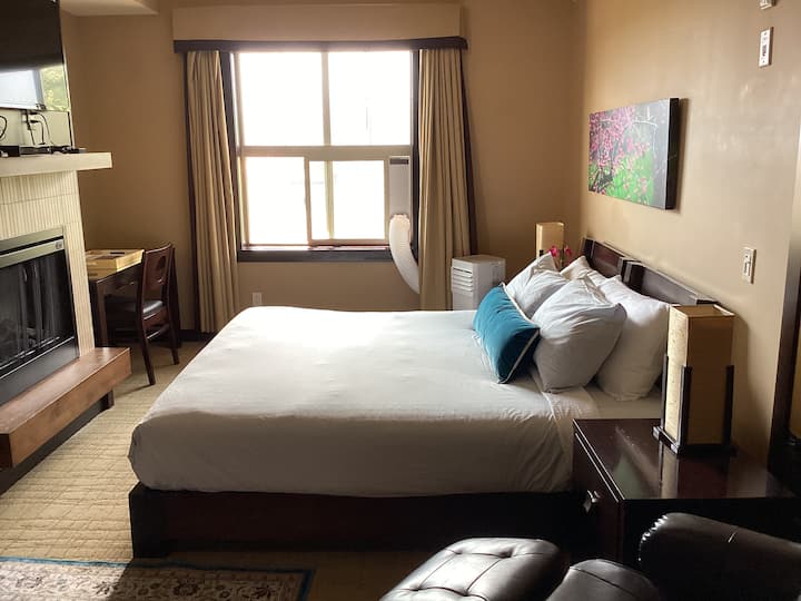 Mountain View Studio - Canmore