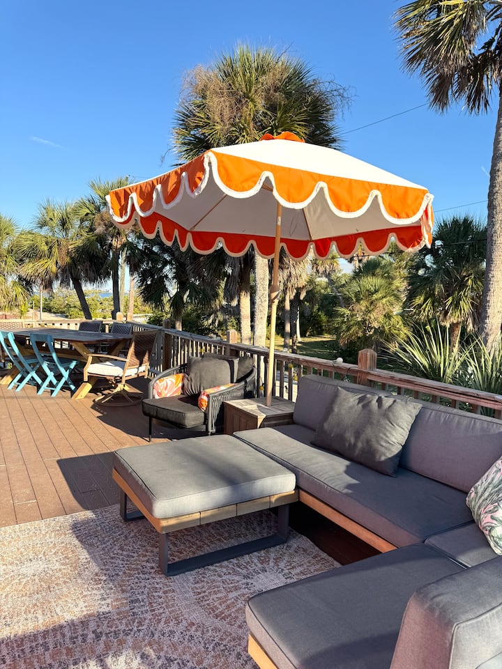 Island Getaway•beach House•water View•dock•pets - ボカ・グランド, FL