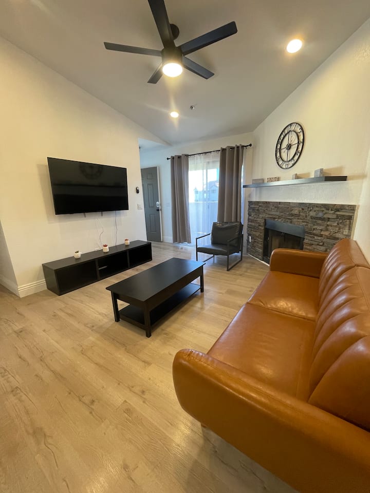 2 Bedroom Condo -  5 Mins Away From Strip - 라스베이거스, NV