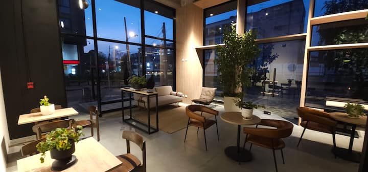 Negocios Y Diversión A Un Paso. - Bogota