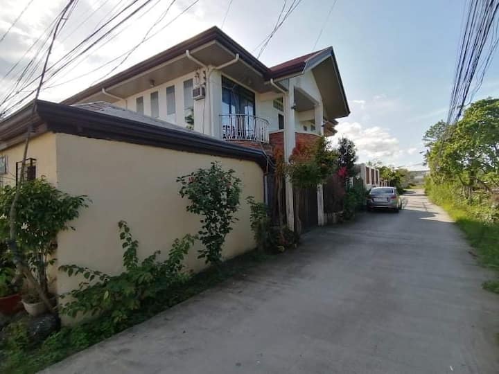 Dimes Homestay/staycation - Butuan City