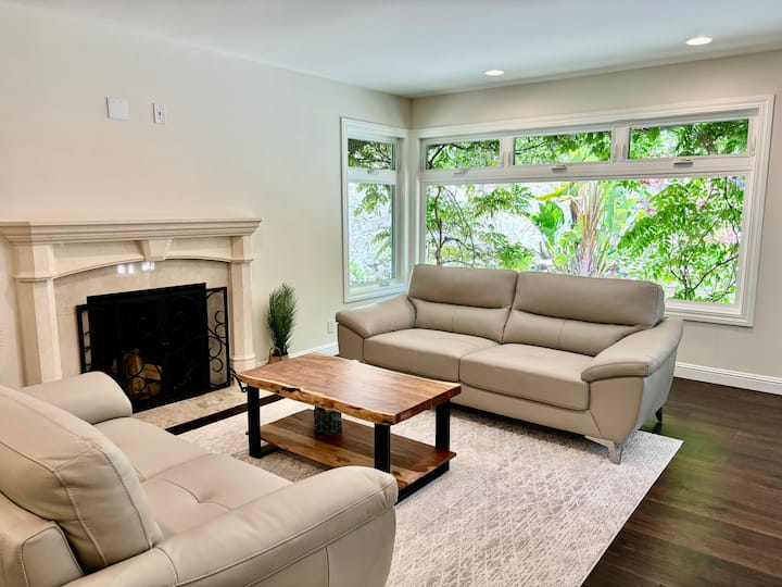 Holiday House In Sharon Park - Woodside, CA