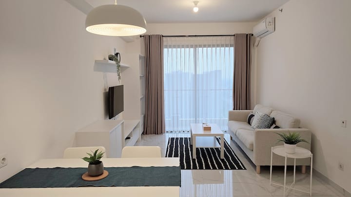 3br Skyhouse Bsd | 1 Min Walk To Aeon | Pool & Gym - Jakarta