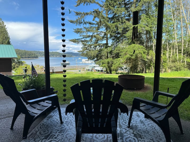 Bay Lodge Lower Level Apartment - Anacortes, WA