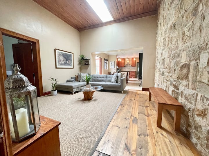 Secure House In Gardens - Kaapstad