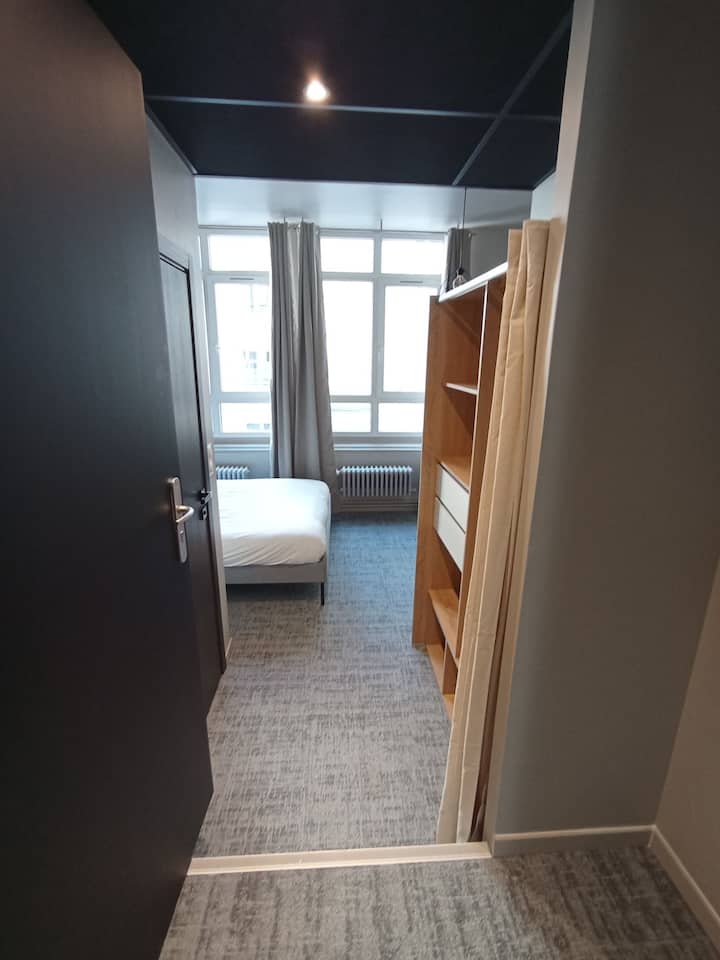 Le 12 - 9 Wifi Et Parking Gratuit - Saint-Étienne