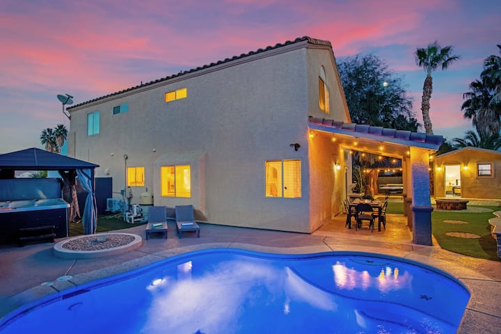 Vegas 5br: Movie Theater, Pool, Hot Tub & Arcade - North Las Vegas, NV