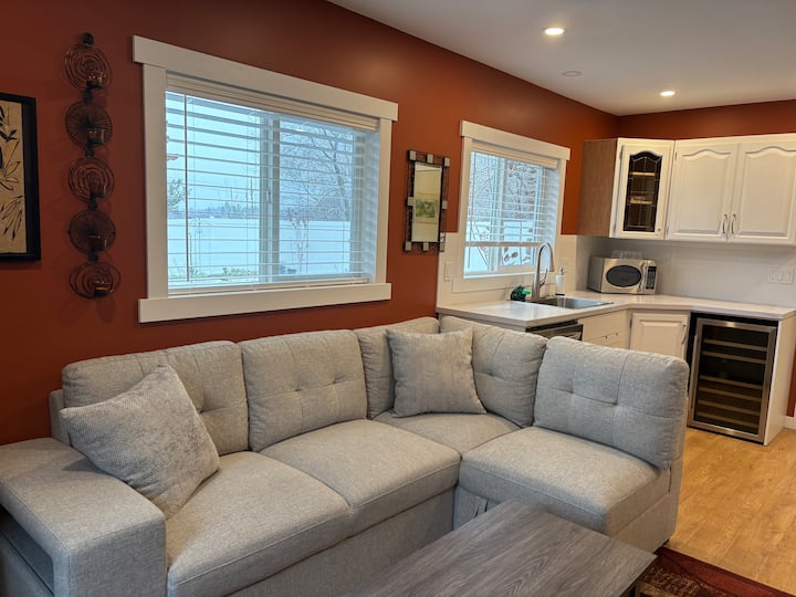 Quiet Beautiful Cottage House With Salt Water Pool - Oliver