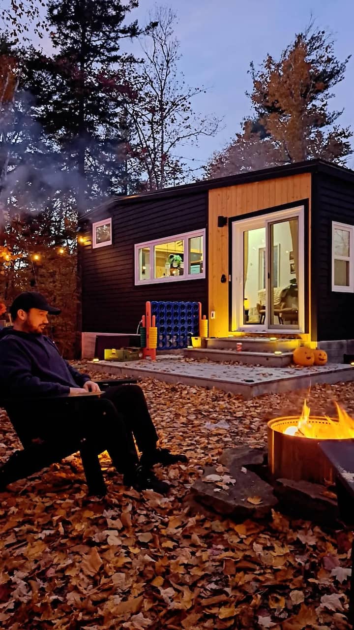 The Rabbit Hole • Sept Weekend Available - New Brunswick