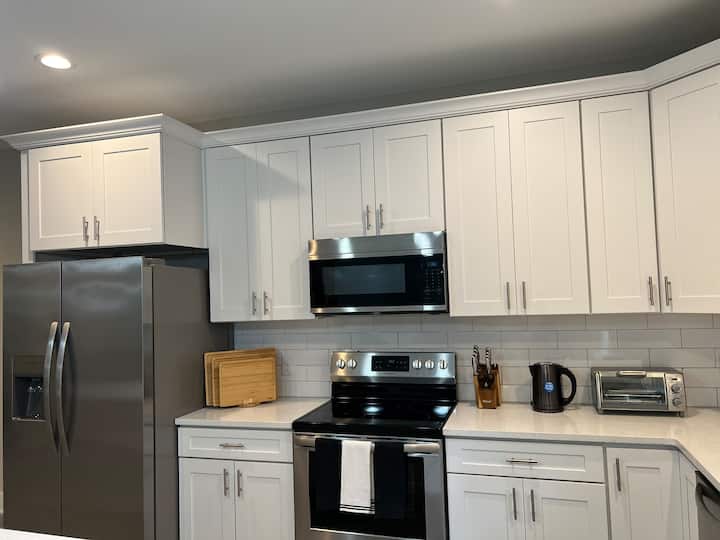 Enjoy Our Newly 4 Bedroom. - Charlotte, NC