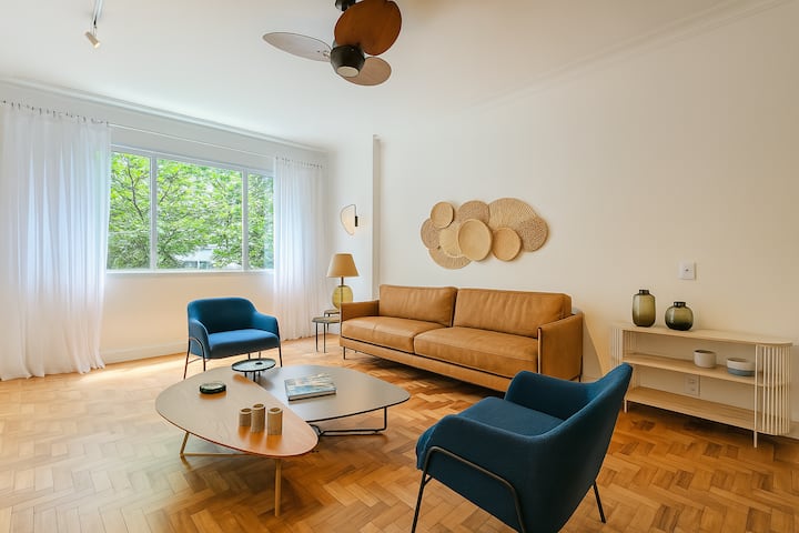 Espaçoso Apto No Arpoador - Brasil