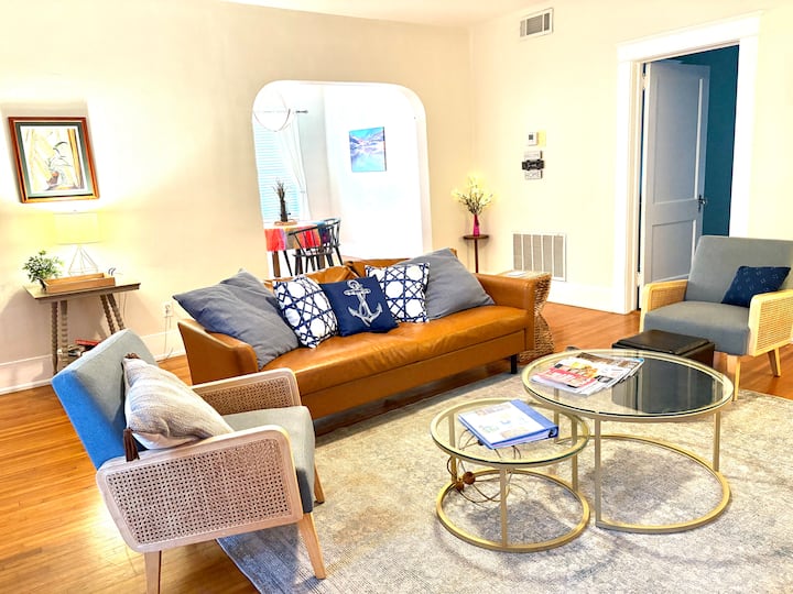 Popular Warwick Condos! Stylish! Great Balcony! - Mobile, AL