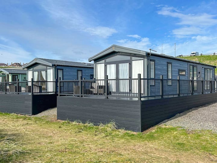Marina Escape One - Cruden Bay