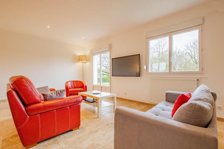 *Villa* Calme Et Confortable Entre Ville Et Nature - Saône-et-Loire