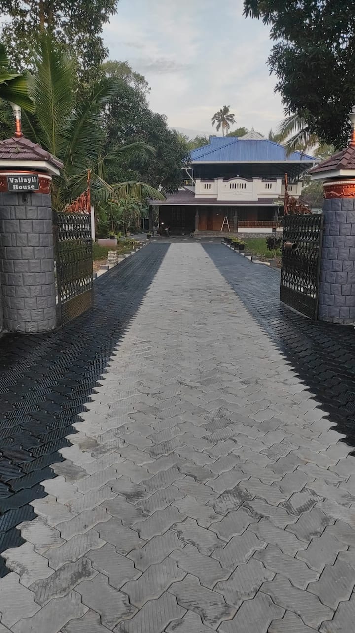 Vallayil House - Vaikom