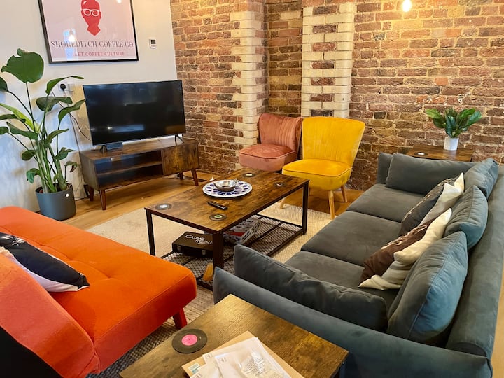 Hip East London Luxury Townhouse With Roof Deck - Londres