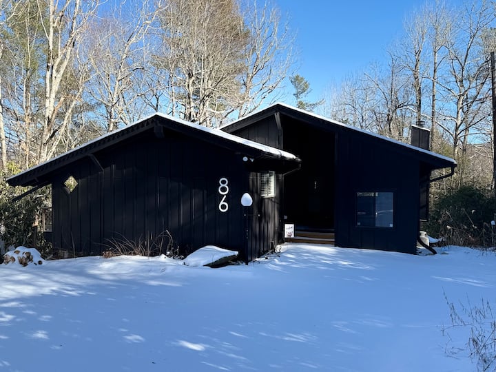 Modern Mountain Cabin Close To Skiing W/firepit - Linville, NC