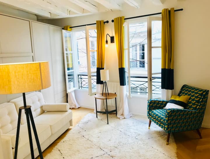 Appartement Louvre Et Palais Royal - Paryż