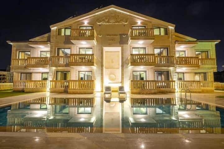 Kalender Pansiyon/huzur Ve Konfor - 페티예