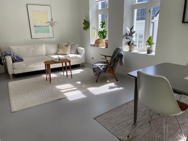 Nydelig Leilighet I Rolig Nabolag - Bergen
