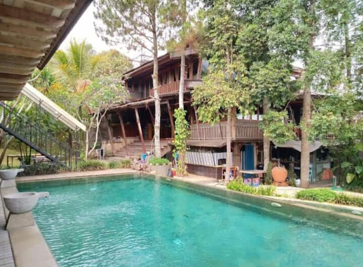 Sosis Kraton - Bandung