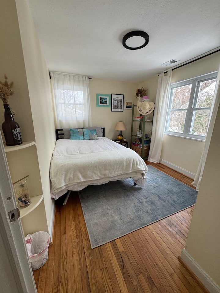 Cozy Private Bedroom Outside Dc - Bethesda, MD