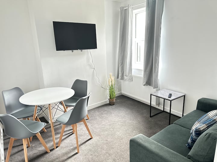 Medway Contractor Hideaway Nov/dec Discounts - Chatham